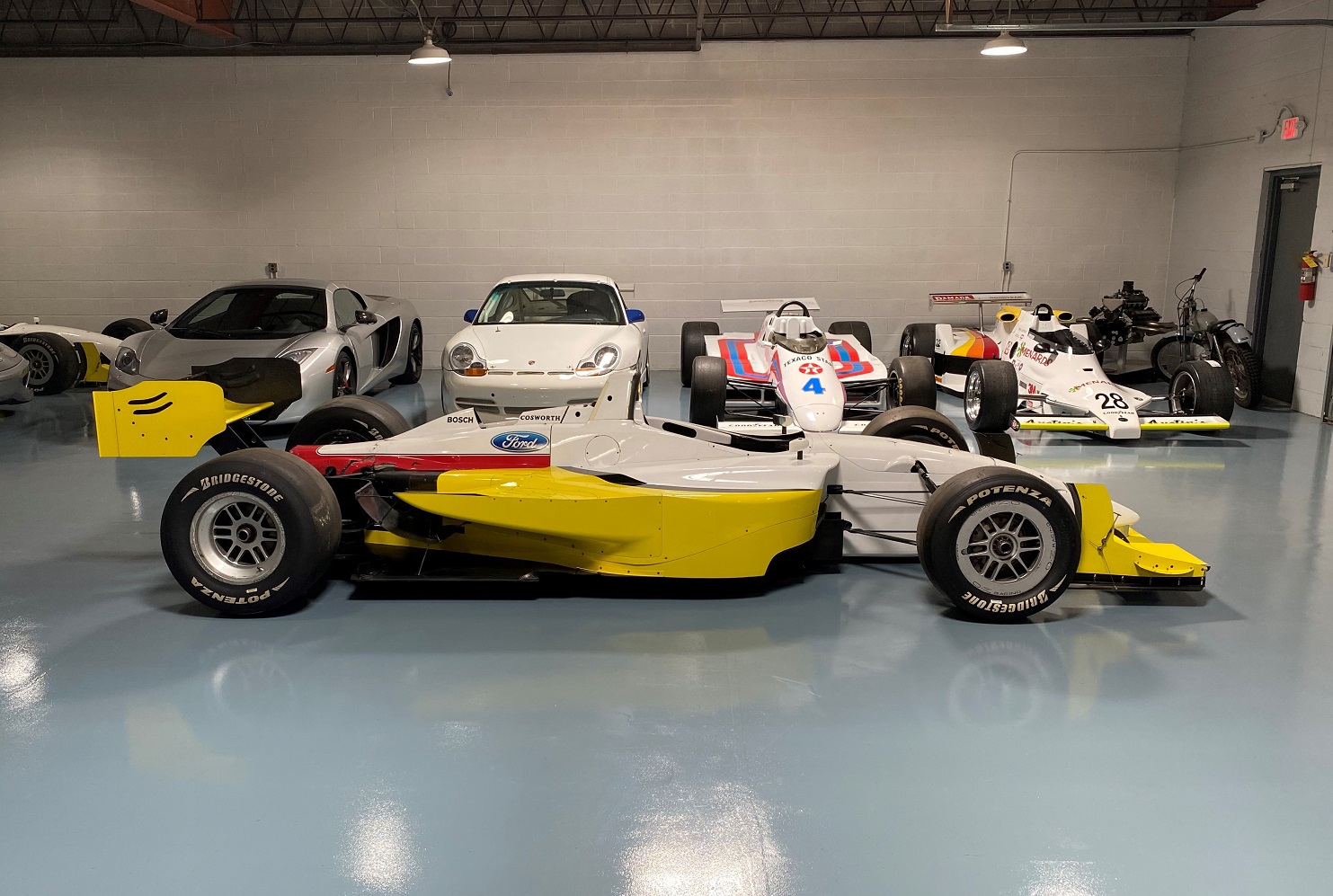 2003 Lola Champ Car HU04