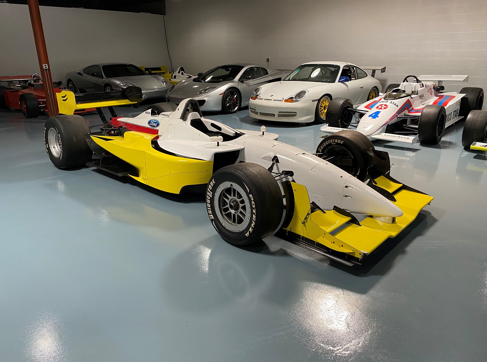 2003 Lola Champ Car HU04